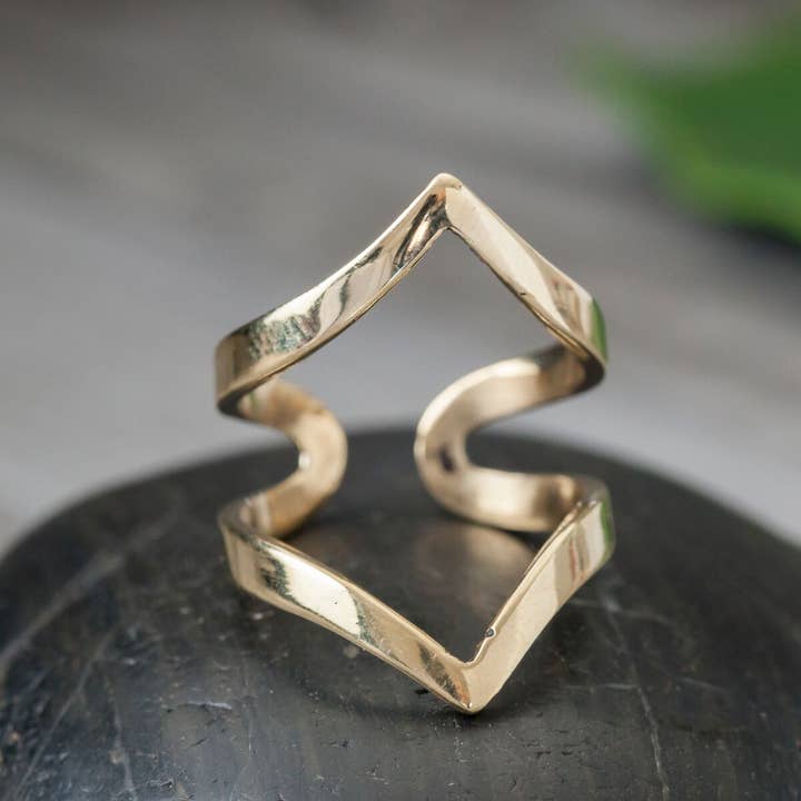 Brass Open Double Point Ring – Sunbeam General Store